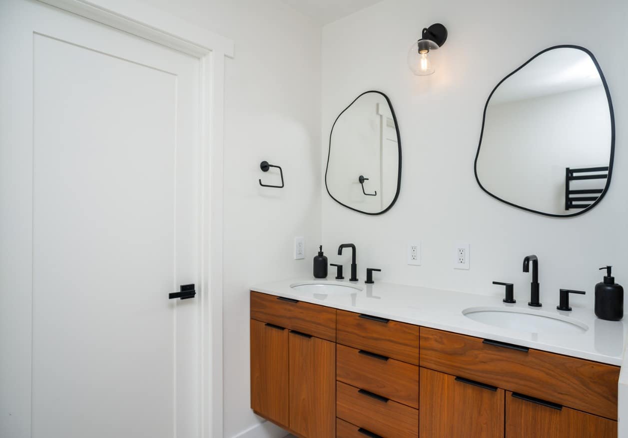 Build an ADU: Your Guide to Smart Choices And Budget Tips